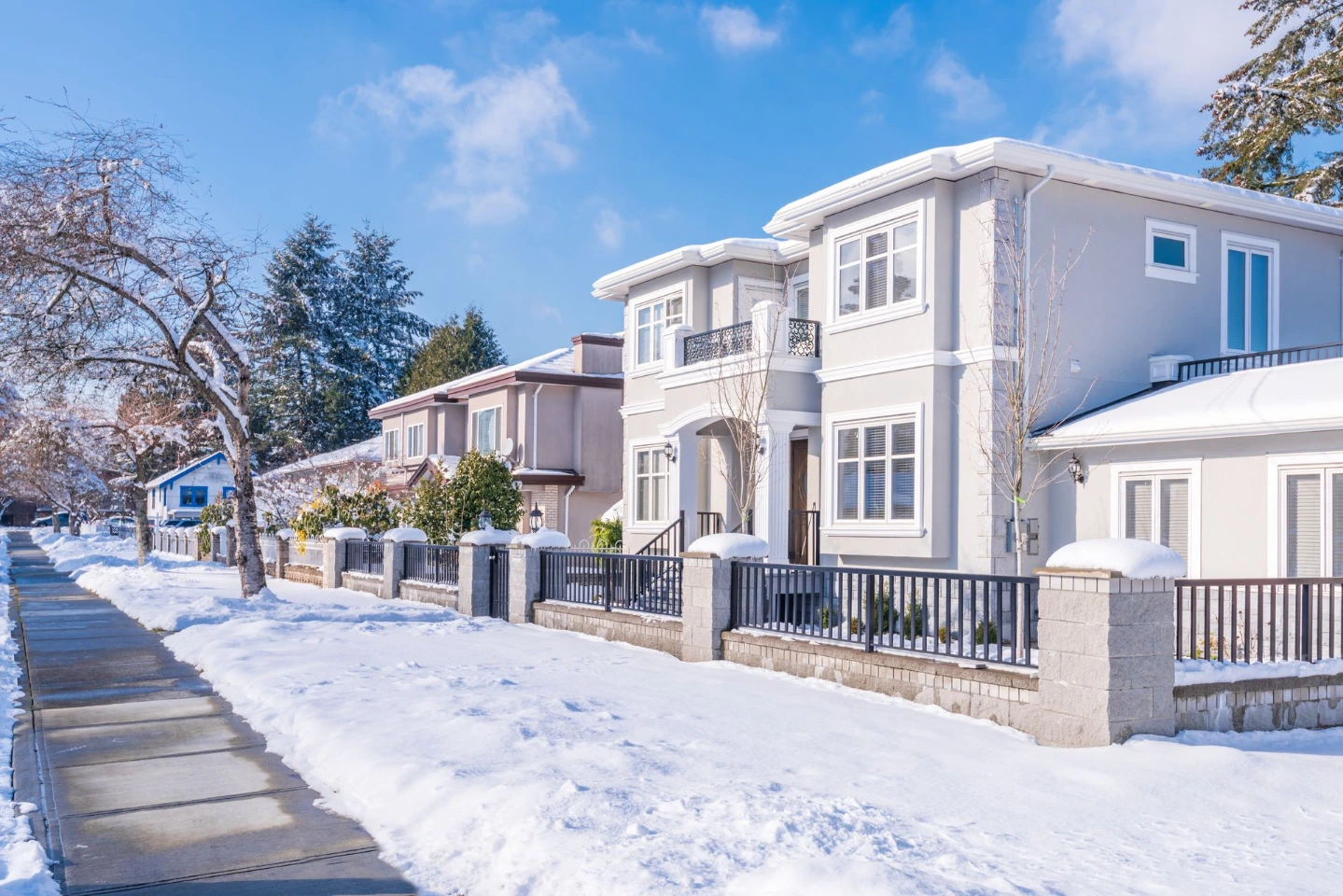 Canada Housing Market 2026: Sales Dip, Equity Opportunity | Lendworth